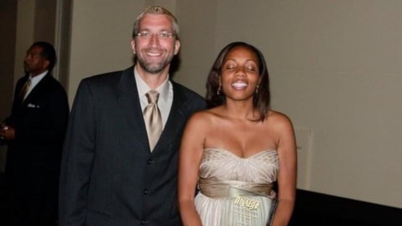 Kimberly Martin Age, Bio, Wiki, Education, Husband, Net Worth & More ...